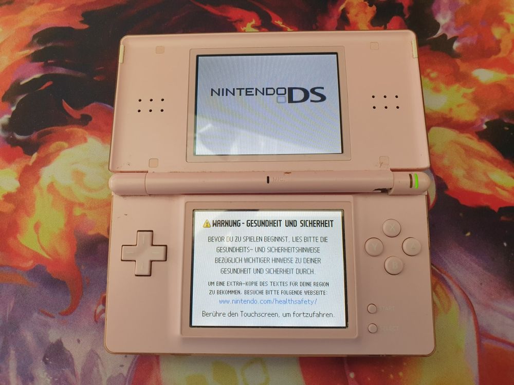 Nintendo DS Lite Rosa mit 11 Spiele | Kaufen auf Ricardo