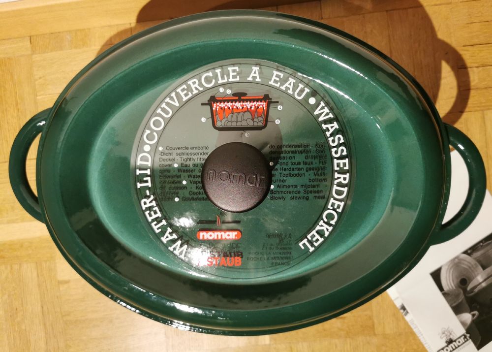 Cocotte ovale NOMAR, fonte émaillée, Neuve (léger défaut) (Defekt) in ...