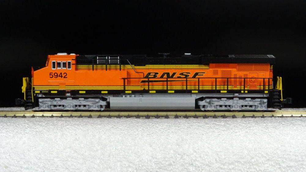 Kato 176-8906, ES44AC, BNSF, Nr: 5942, USA, Diesellok | Kaufen auf Ricardo