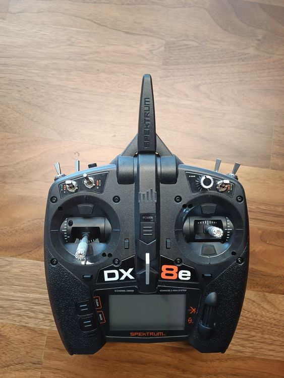 Spektrum DX8e 8-Kanal RC Fernbedienung (Gebraucht) in Vaduz für CHF 165 ...