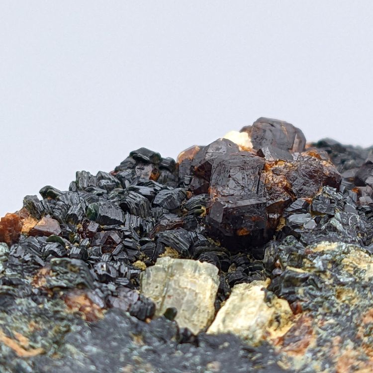 HESSONIT, ORANGER/ROTER Granat mit Klinchlor, Italien (Nuovo (secondo ...