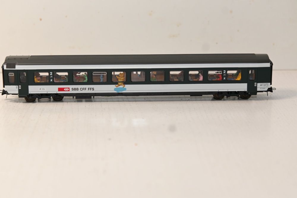 SBB Bärli Wg mit Innenbel + Pers drin Roco HO/DC mit OVP | Kaufen auf ...