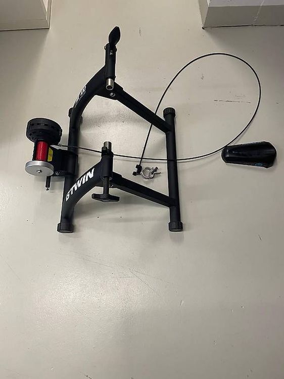 BTWIN Fahrrad Rollentrainer InRide 100 | Kaufen auf Ricardo