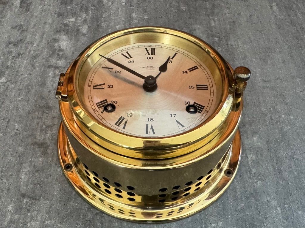 Wempe Schiffs-Uhr - Messing – Chronometerwerke Hamburg - alt (Gebraucht ...