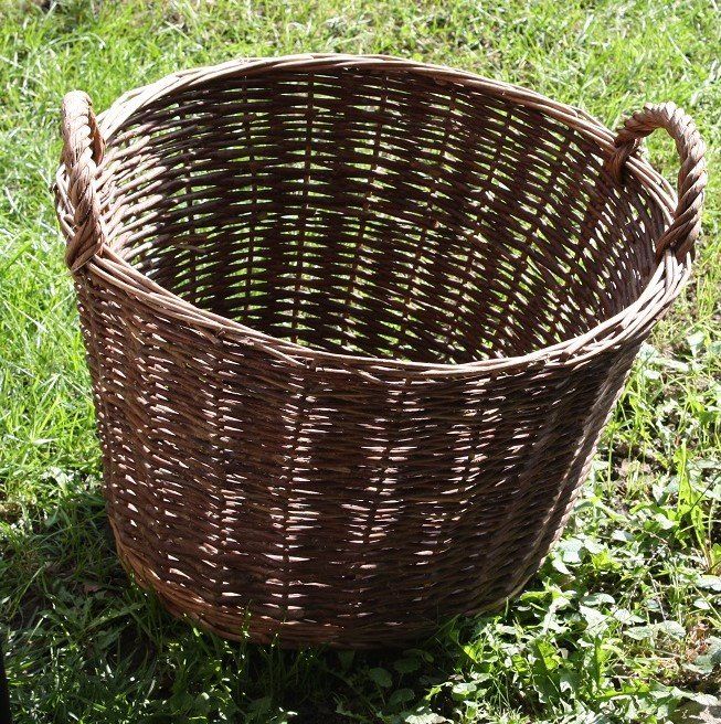 rustikaler Korb 50xh38cm (Gebraucht) in zuchwil für CHF 25 – nur ...