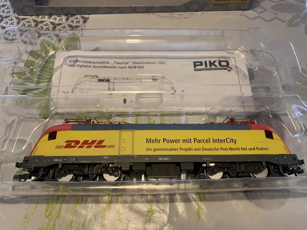 Piko Br 182 Taurus DHL digital | Kaufen auf Ricardo