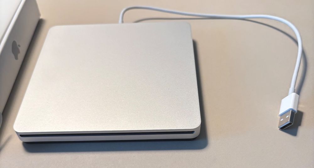 Apple USB SuperDrive (DVD) Model A1379 (Gebraucht) in Küsnacht ZH für ...