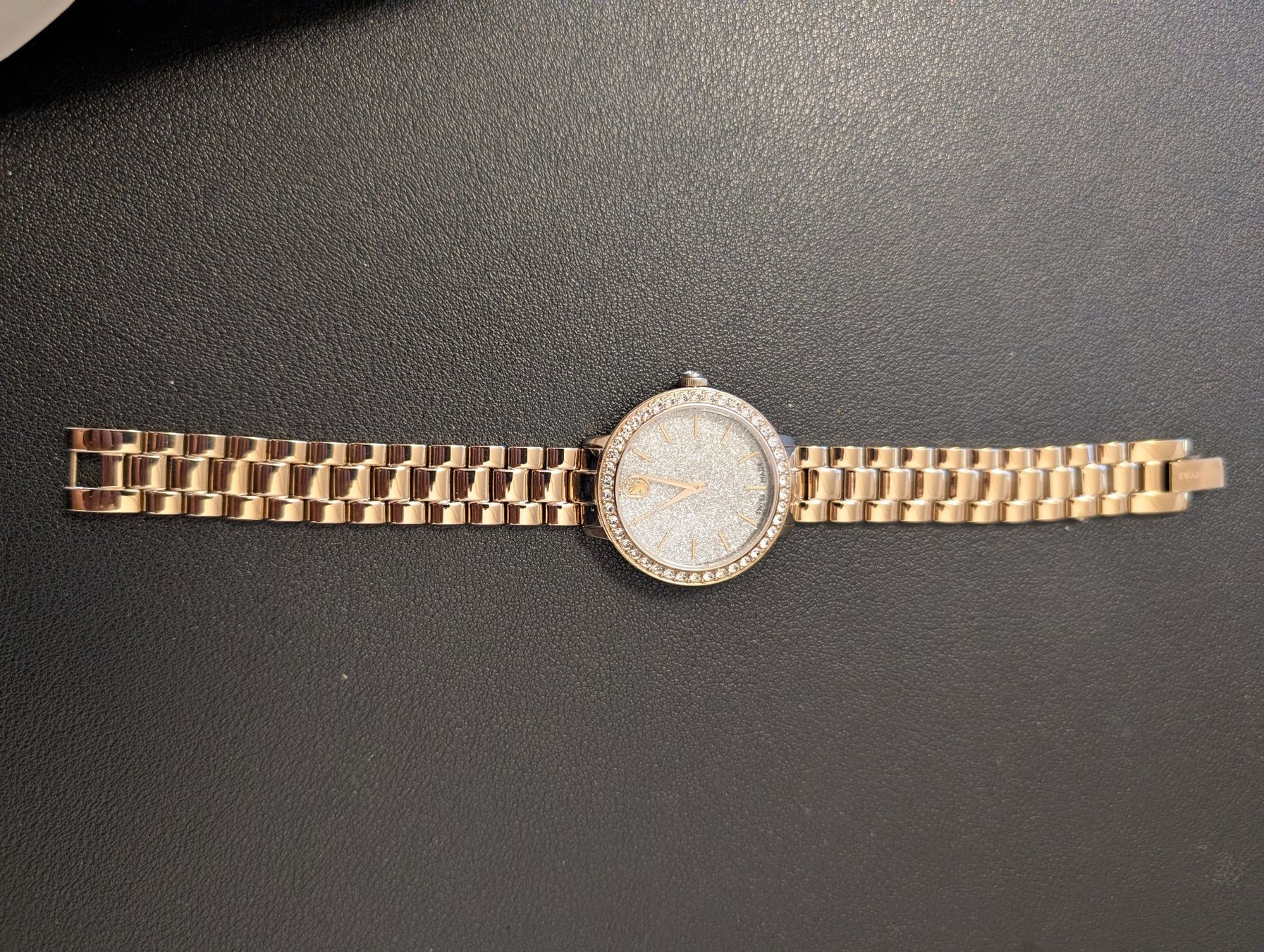 Top Swarovski Matrix 3-Link Armbanduhr neu und ungetragen (Neu und ...