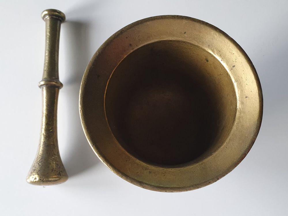 Mortier ancien avec son pilon (Gebraucht) in Echandens für CHF 50 – mit ...