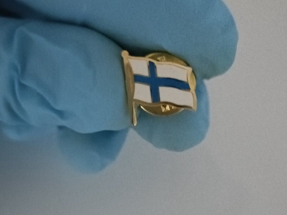 Pin Finnland Fahne - Box 20 (Gebraucht) in Köniz für CHF 3 – mit ...