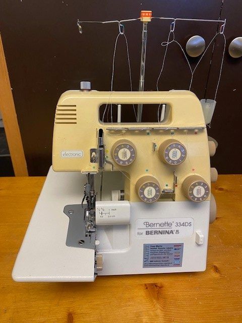 Bernette 334DS Overlocker (Gebraucht) in Eschen für CHF 50 – nur ...