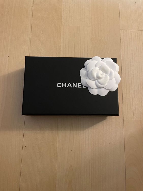 CHANEL Packing Box and Shopping Bag (Gebraucht) in Vaduz für CHF 20 ...