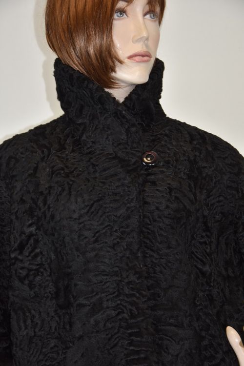 Pelz Mantel/Persianer Jacke Kurzmantel /schwarz Gr.M/L (Gebraucht) in ...