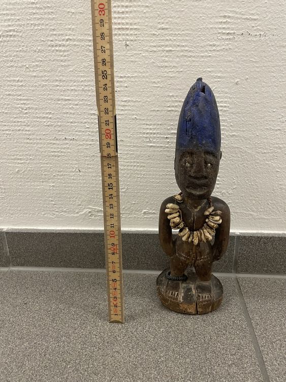 6 x alte afrikanische Figuren aus Holz (aus Ghana) (Gebraucht) in Zürich für CHF 60 – mit ...
