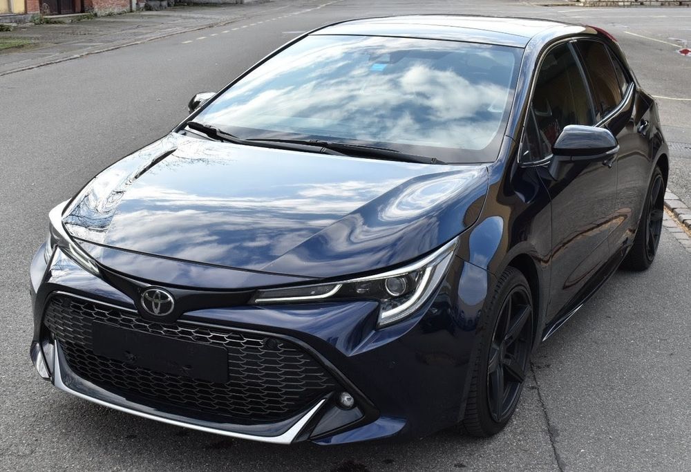 Toyota Corolla 2.0 Hybrid GR Line (Gebraucht) in Zürich für CHF 21900 ...