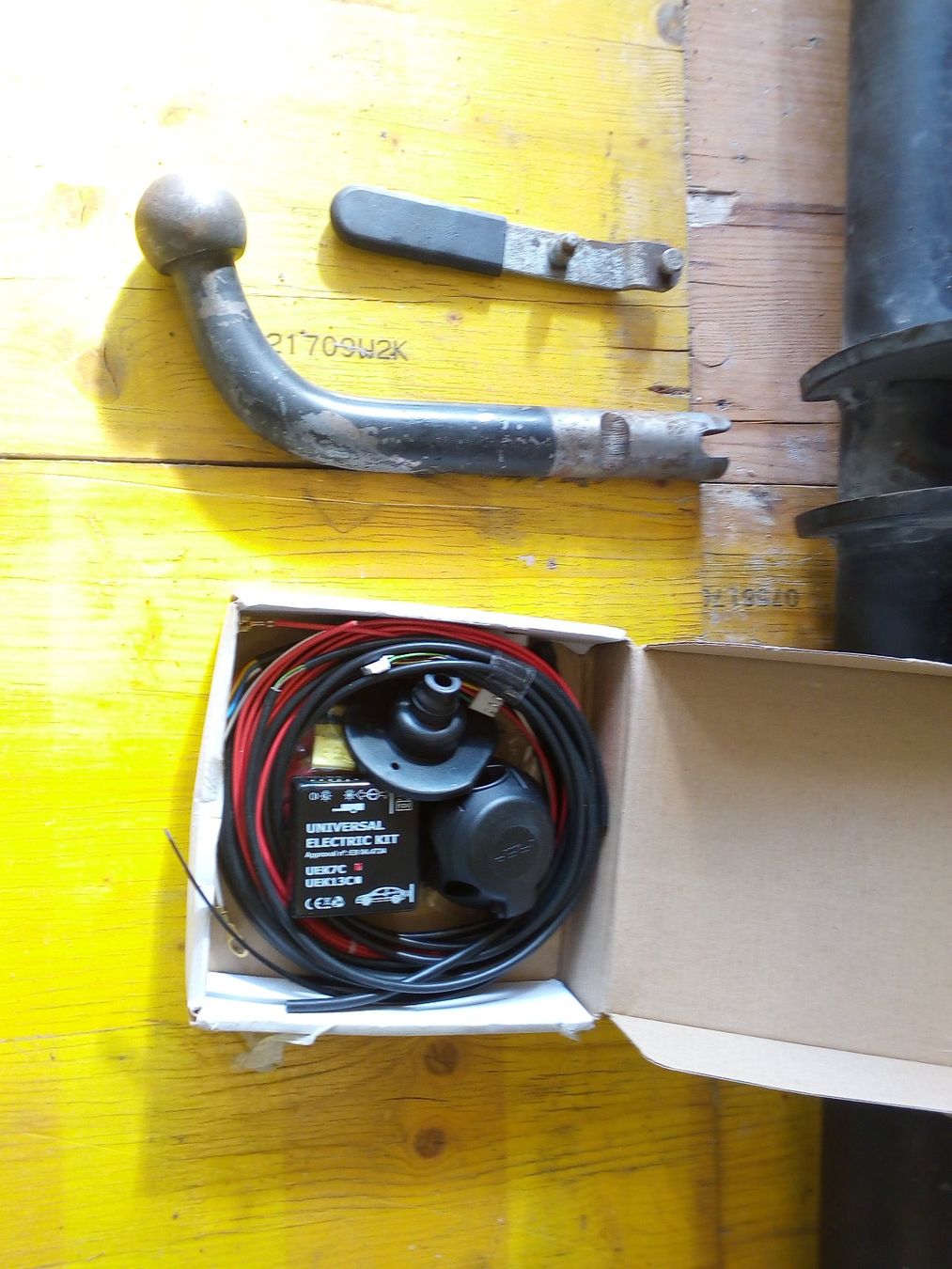 Anhängerkupplung VW Passat B6 mit Elektronik (Gebraucht) in Bern für ...