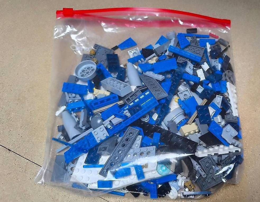 LEGO Star Wars Anakin's Custom Jedi Starfighter 75087 (Gebraucht) in ...