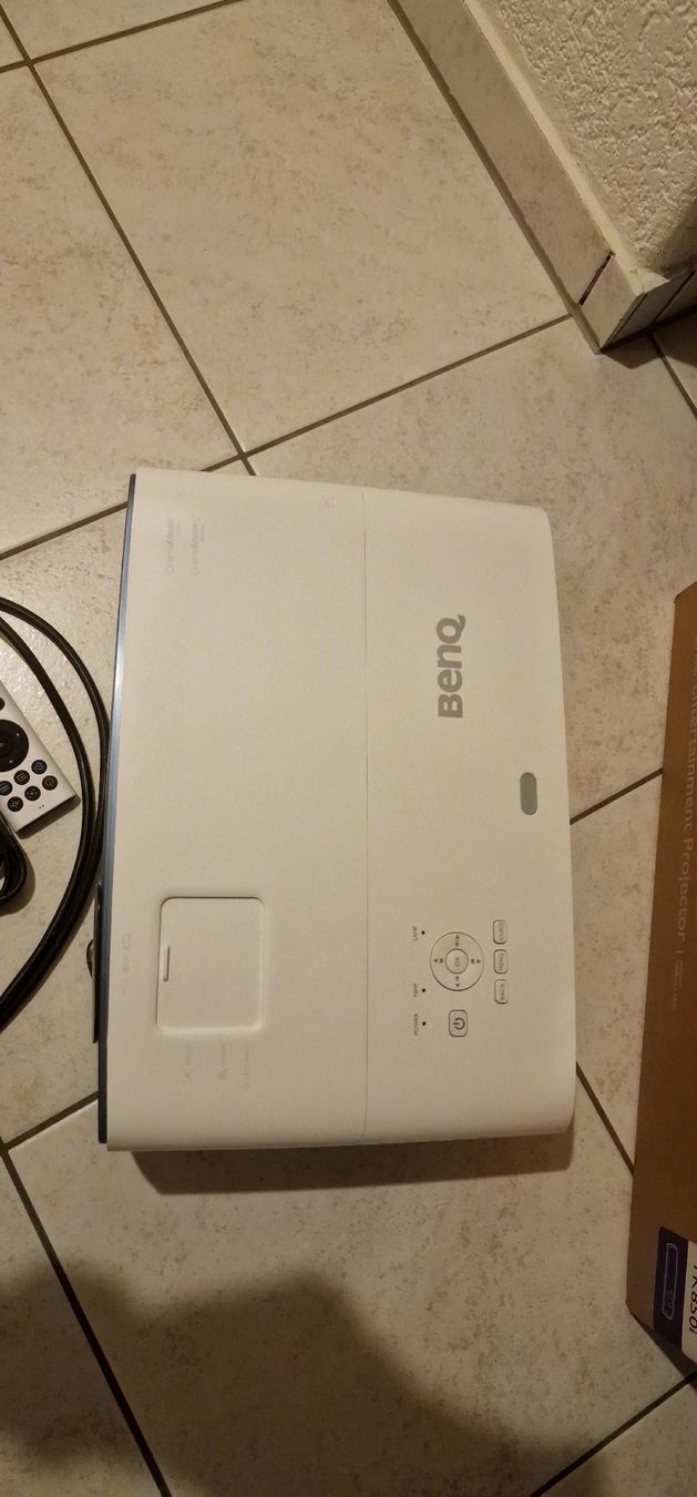 BenQ Beamer TK850i - Heimkino Projektor in Top Zustand! (Gebraucht) in ...
