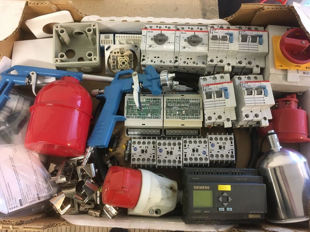 Div. Elektromaterial (Paket Nr 150) (Gebraucht) in Beckenried für CHF ...