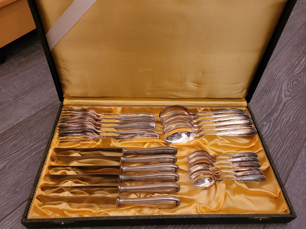 Besteckset 24-teilig (Silber oder versilbert) (Gebraucht) in Wald ZH für CHF 35 – nur Abholung ...