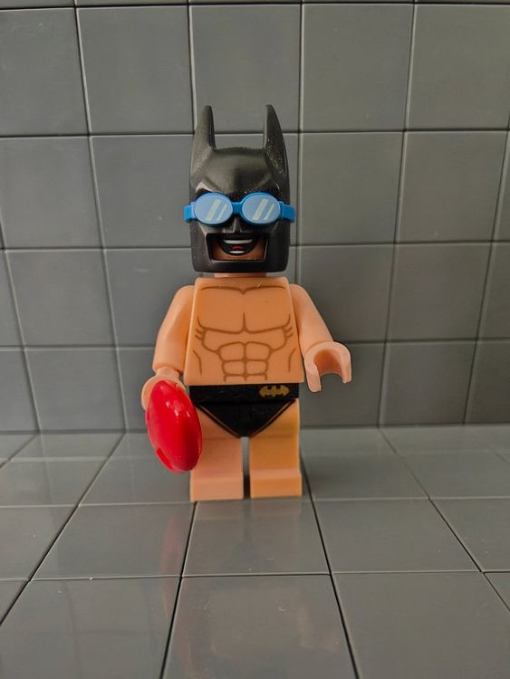Lego Minifigur COLTLBM30: Swimsuit Batman (Gebraucht) in Neuenhof für ...