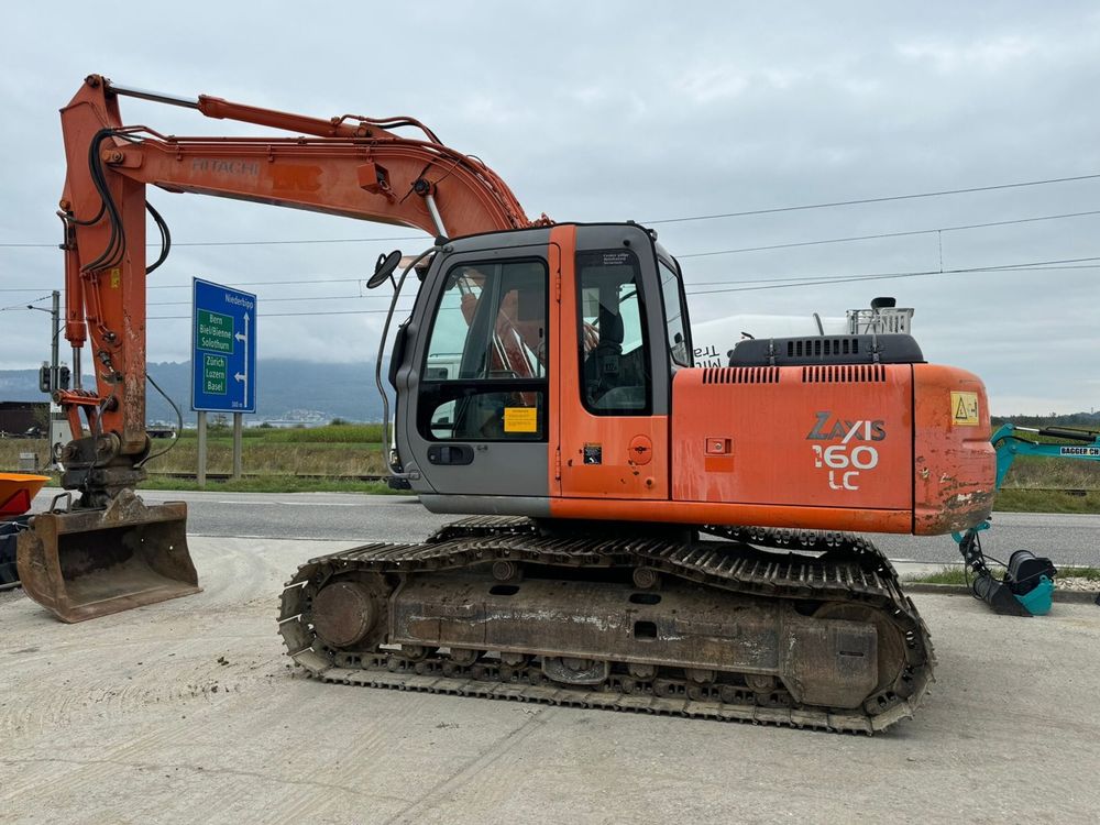 Bagger Zx 160 16 Tonnen (Gebraucht) in Niederbipp für CHF 24000 – nur Abholung auf Ricardo kaufen