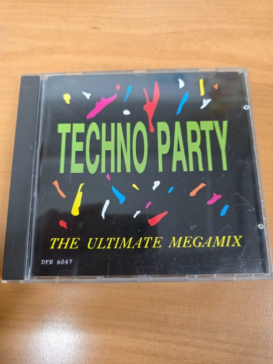 CD - Various – Techno Party - The Ultimate Megamix (Gebraucht) in ...