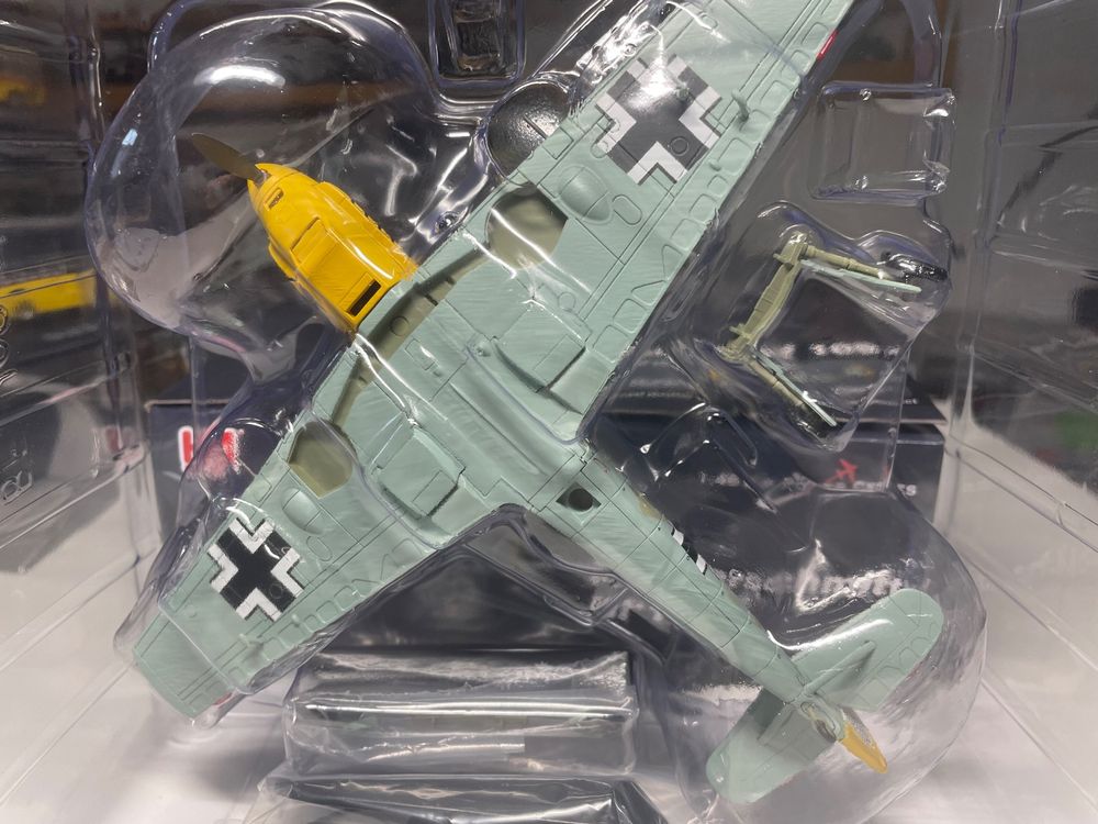 Messerschmitt Bf-109E-4 Adolf Galland 1940 1/48 Metallmodell (Neu und originalverpackt) in ...