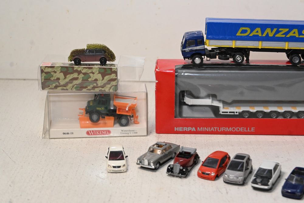 Autos + LKW HO gem Fotos (Gebraucht) in Laupen ZH für CHF 4 – mit ...