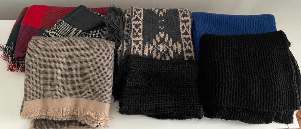 LAST CHANCE! - 6 Stk. Winter Schals u.A. von Zara (Gebraucht) in Zürich ...