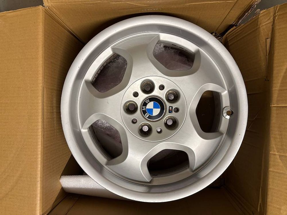 BMW E36 Styling 23 Felgen 7.5J & 8.5J x 17 Zoll (Gebraucht) in Würenlos ...