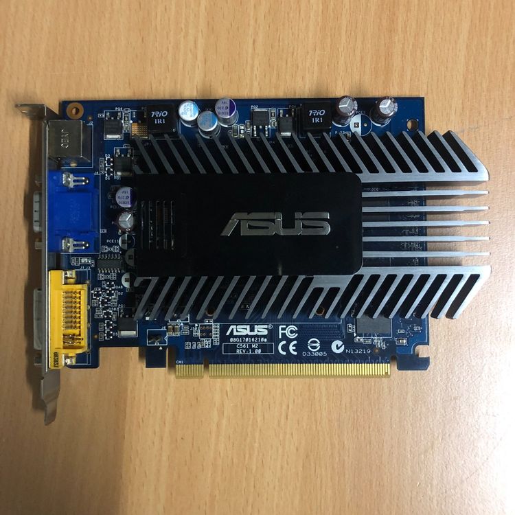ASUS Grafikkarte PCIe, Nvidia EN8400GS Silent VGA-DVI | Kaufen auf Ricardo