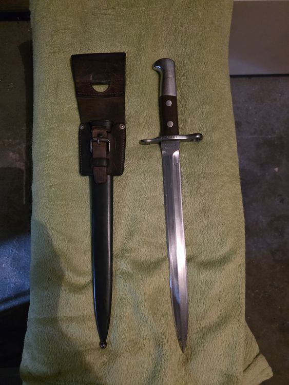 Schweizer Armee Bajonett (Gebraucht) in Hasle LU für CHF 40 – mit Lieferung auf Ricardo kaufen