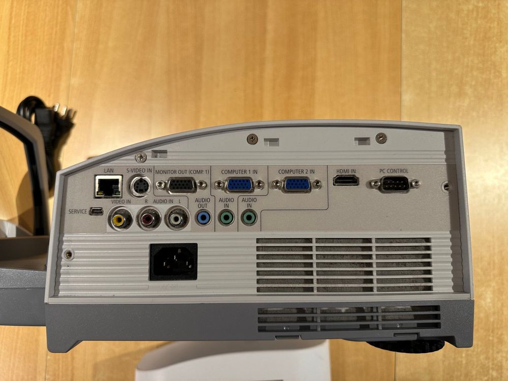 Beamer NEC U310W courte focale 3,100 Lumens + Support mural | Kaufen ...