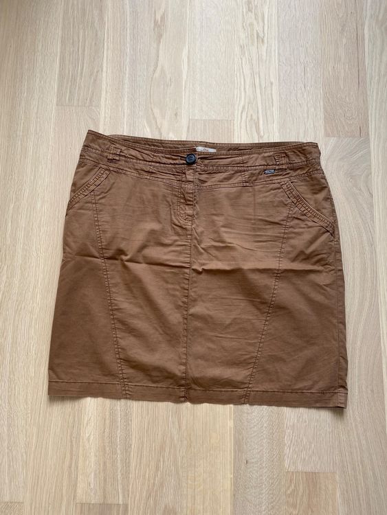 Jupe camel s.Oliver Gr. 46 (Gebraucht) in Thun Gwatt für CHF 10 – mit Lieferung auf Ricardo kaufen