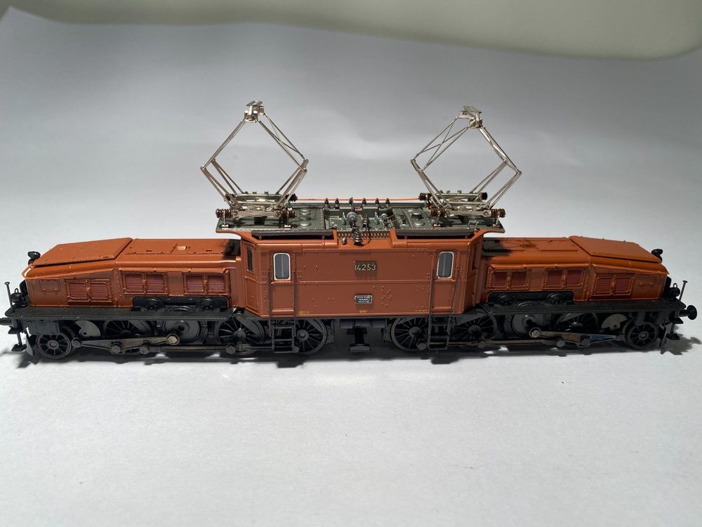 Roco E-Lok Ce 6/8 II ‘Schweizer Krokodil’ SBB braun 43539 (Neu (gemäss Beschreibung)) in ...