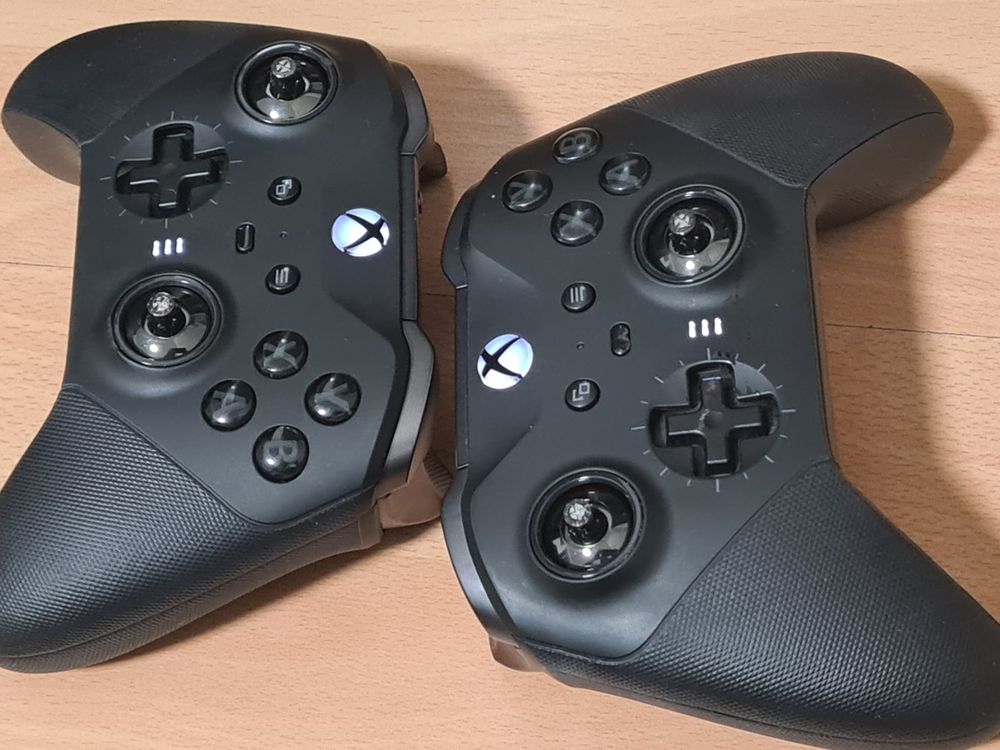 Xbox Elite 2 Controller(2 Stück) (Gebraucht) in Basel für CHF 95 – nur ...