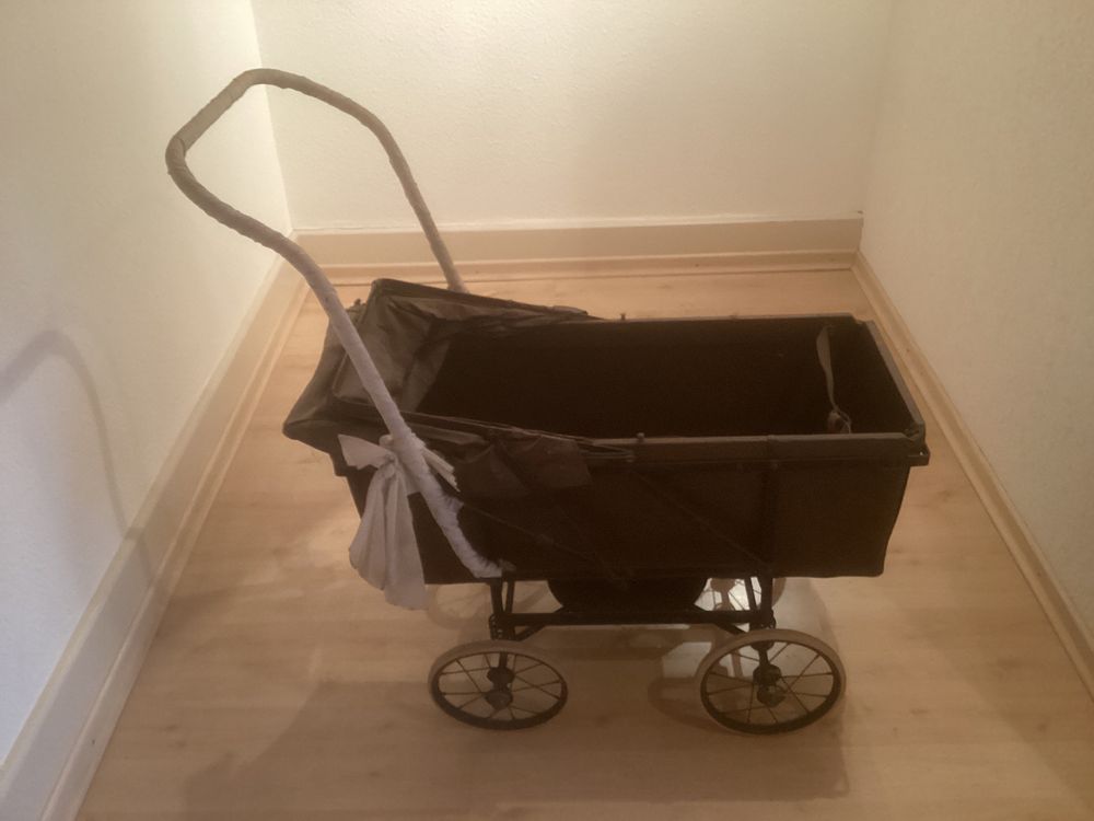 Antiker Puppenwagen (Gebraucht) in Schinznach Dorf für CHF 1 – nur Abholung auf Ricardo kaufen
