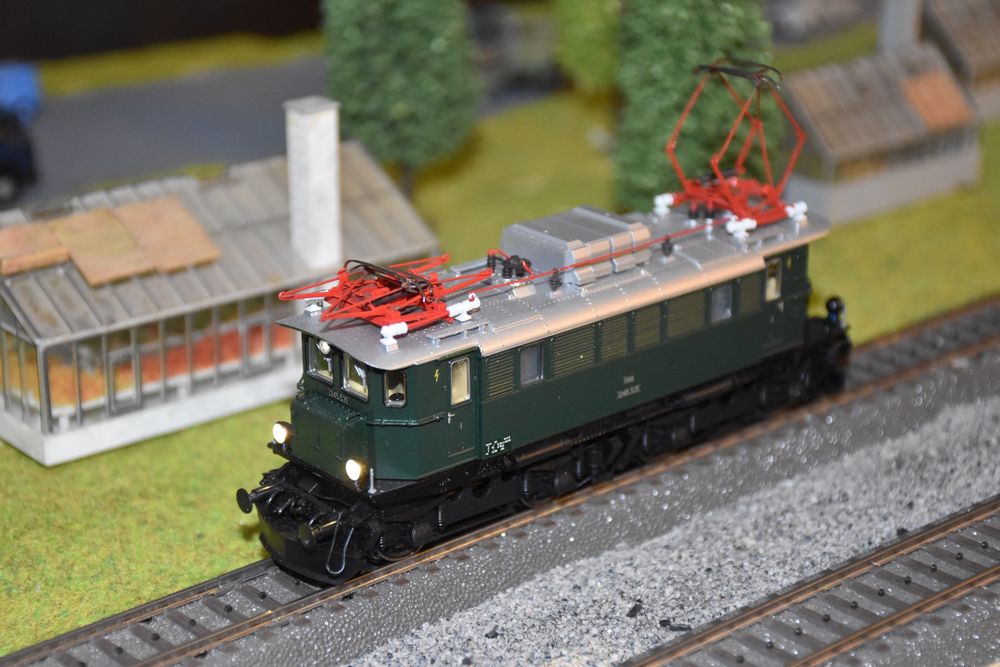 Train /Zug ÖBB Roco. Loc 1245 DIGITALE & 4 voitures/4 Wagen. | Kaufen ...