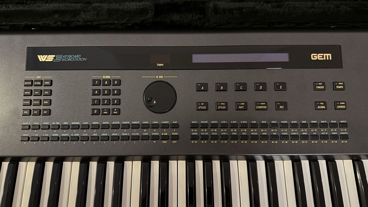 GEM WS3 Workstation (Gebraucht) in Galgenen für CHF 10 – nur Abholung ...