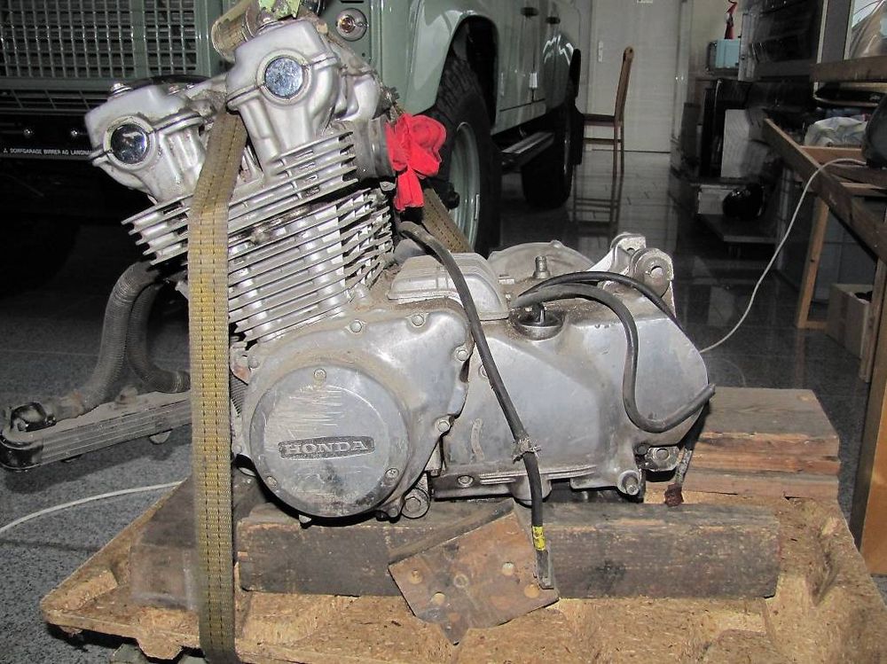 Motor Honda CB900 Bol d'or (SC01) (Gebraucht) in Strengelbach für CHF 250 – nur Abholung auf ...