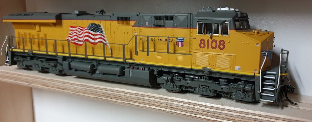 US Lok GE ES44AC UP H0 | Kaufen auf Ricardo