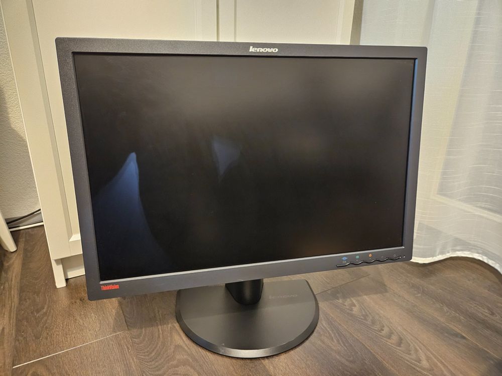 24 Zoll Monitor Lenovo ThinkVision LT2452p | Kaufen auf Ricardo