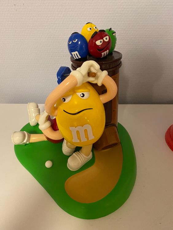 Zwei schöne Figuren von M&M ´S (Gebraucht) in Sarnen für CHF 32 – mit ...