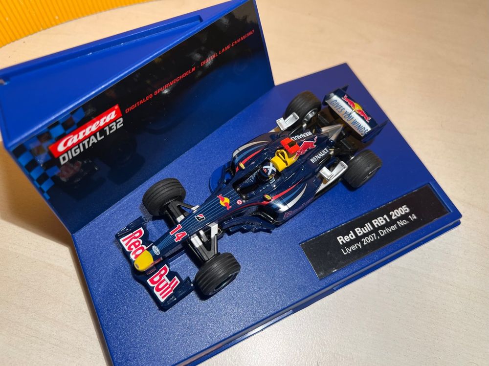 Red Bull RB 1 «David Coulthard – Nr.14» Carrera DIGITAL 132 (Neu ...