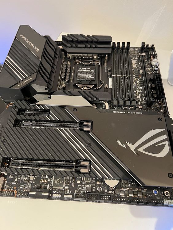 ROG Maximus Extreme XII (Z490) - noch 2 Monate Garantie | Kaufen auf ...