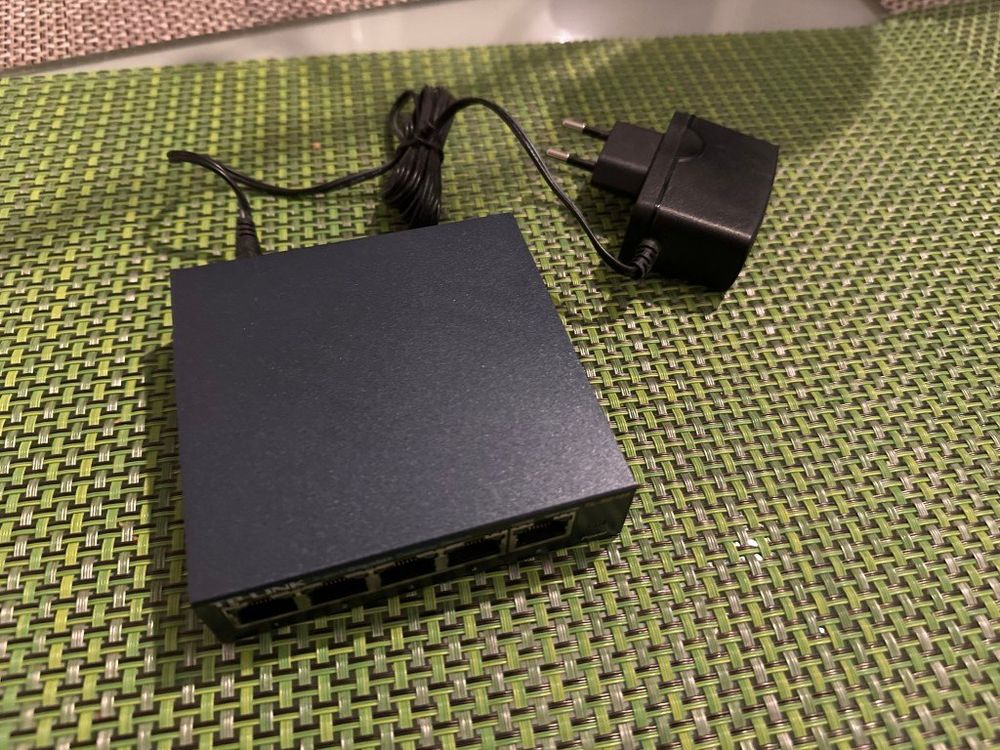 TP-Link TL-SG105 Switch 5-Port Gigabit lüfterlos (Gebraucht) in Brunnen ...