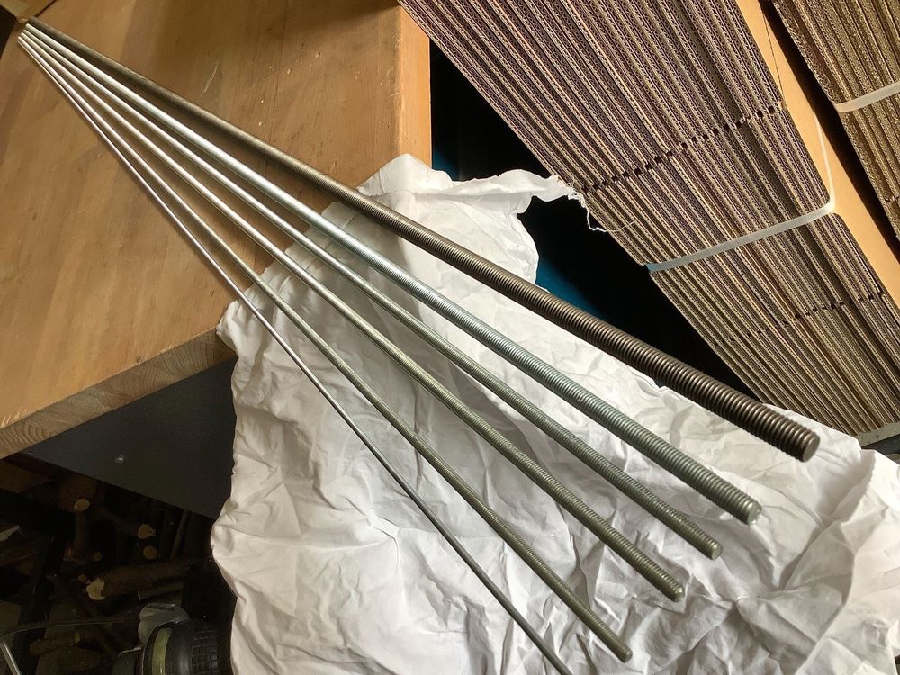 6 Gewindestangen M3 bis M10 à 1000mm, teilweise verzinkt Neu | Kaufen auf Ricardo