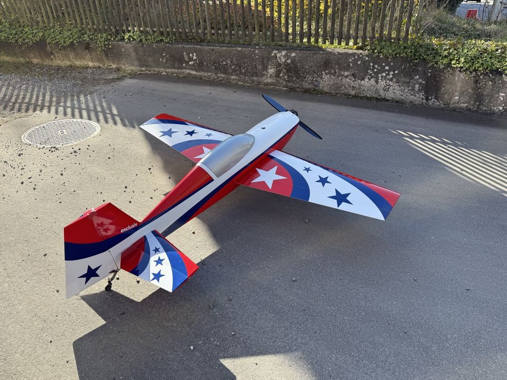 Carf Extra 2x2 Modellflugzeug Voll-GFK und flugfertig (Gebraucht) in ...