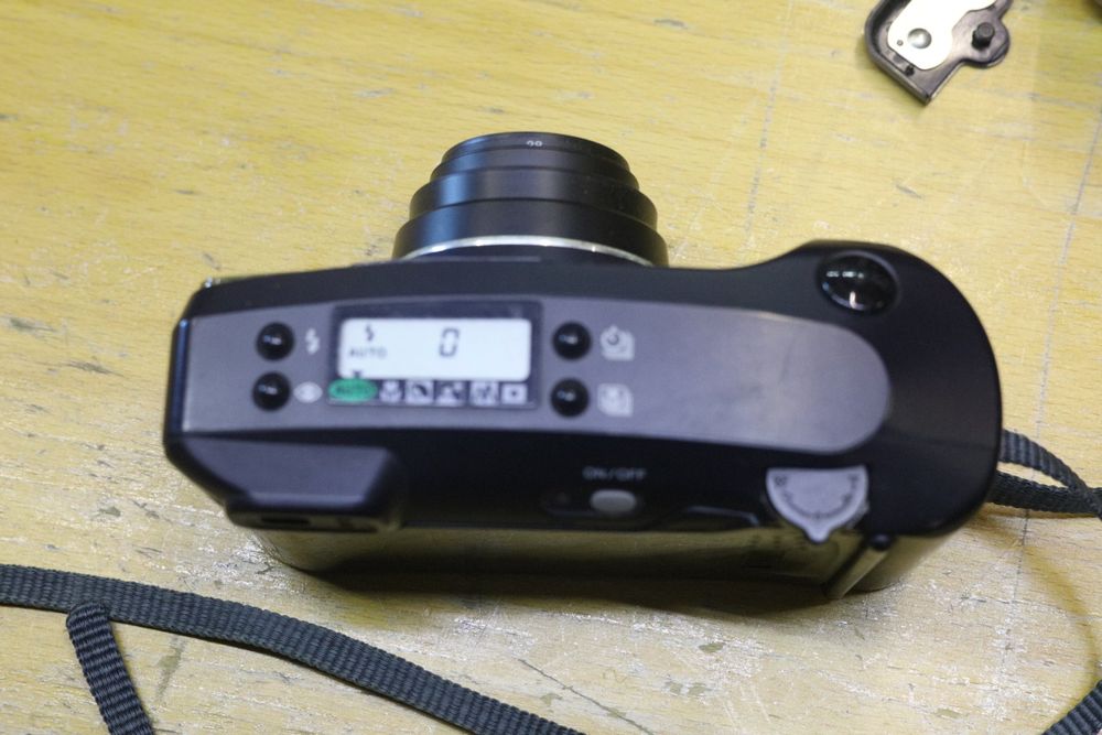 Minolta Riva Zoom 135EX - Appareil photo vintage argentique (D'occasion ...